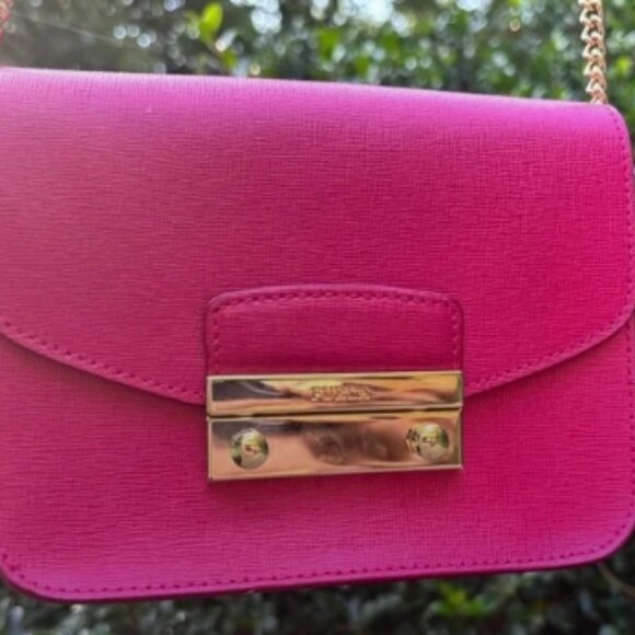 Bags | Furla Metropolis Crossbody Bag | Poshmark